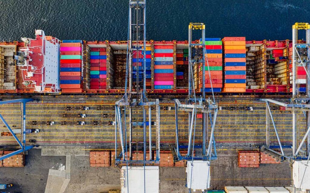 Khalid Port in Sharjah: A Key Hub for Trade and Logistics - UAE OK.com